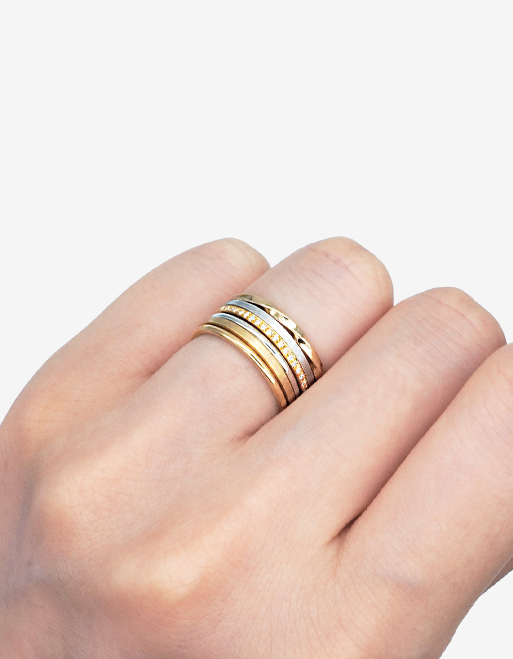 ANNUAL RING – januka